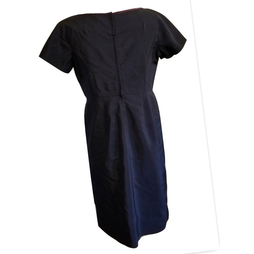 1960s Keyhole Opening Vintage Sheath Dress - Gem